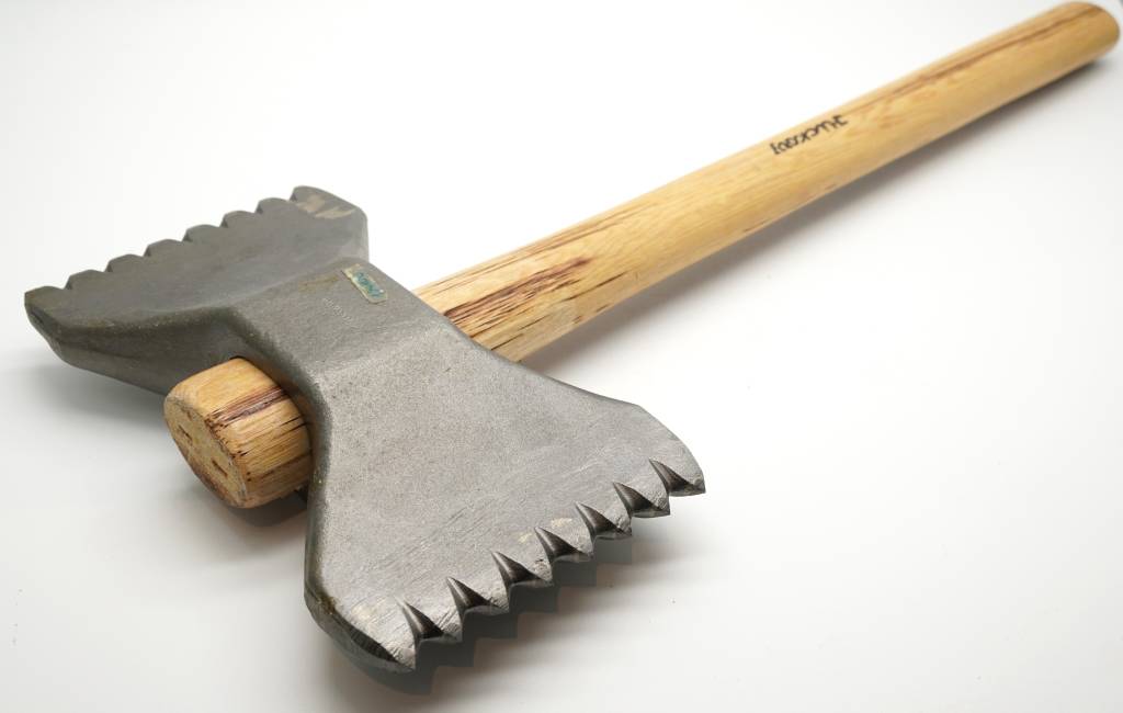 Bavaria mason’s double sided carbide point axe – StoneToolShop.co.uk